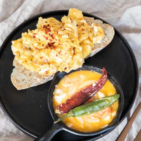 Chilli Cheese Scrambled Eggs Recipe