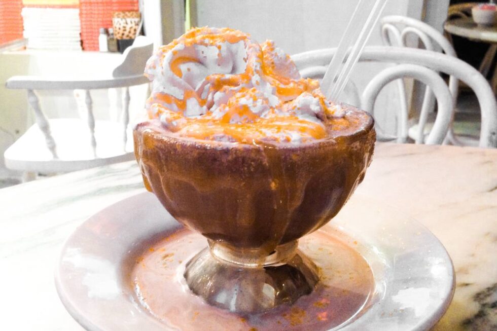 17 BEST Snack Foods to Try in New York City in 2022- Polkadot Passport