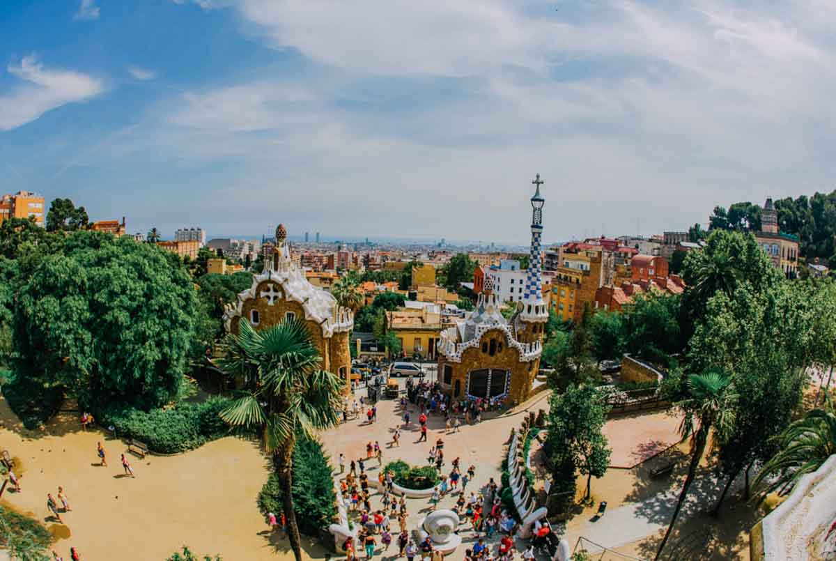 10 Fun Things To Do In Barcelona - Polkadot Passport