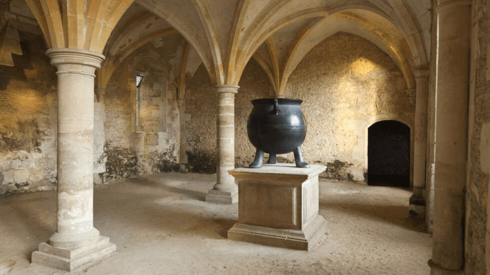 7 Harry Potter Filming Locations at Lacock Abbey to Visit (2022)