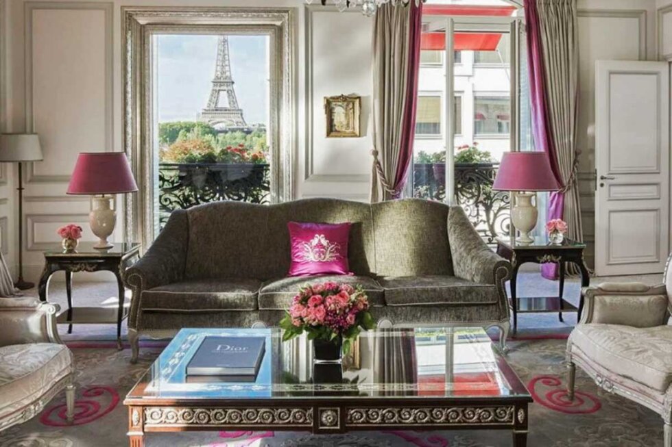30 Best Paris Hotels with a View of the Eiffel Tower for 2023
