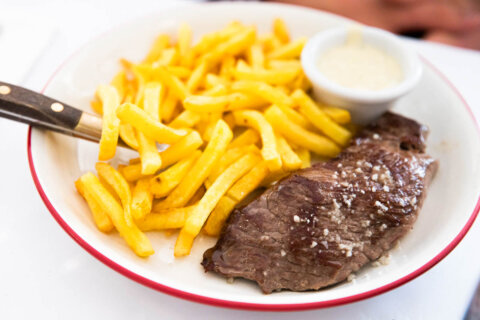 10 Traditional Foods in Paris, France + Where to Try Them