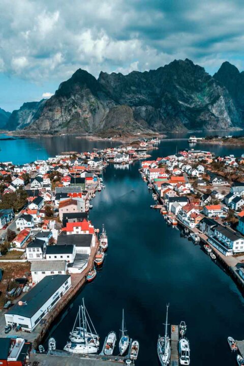 Campervanning in Norway- 7 BEST Campgrounds to Stay At