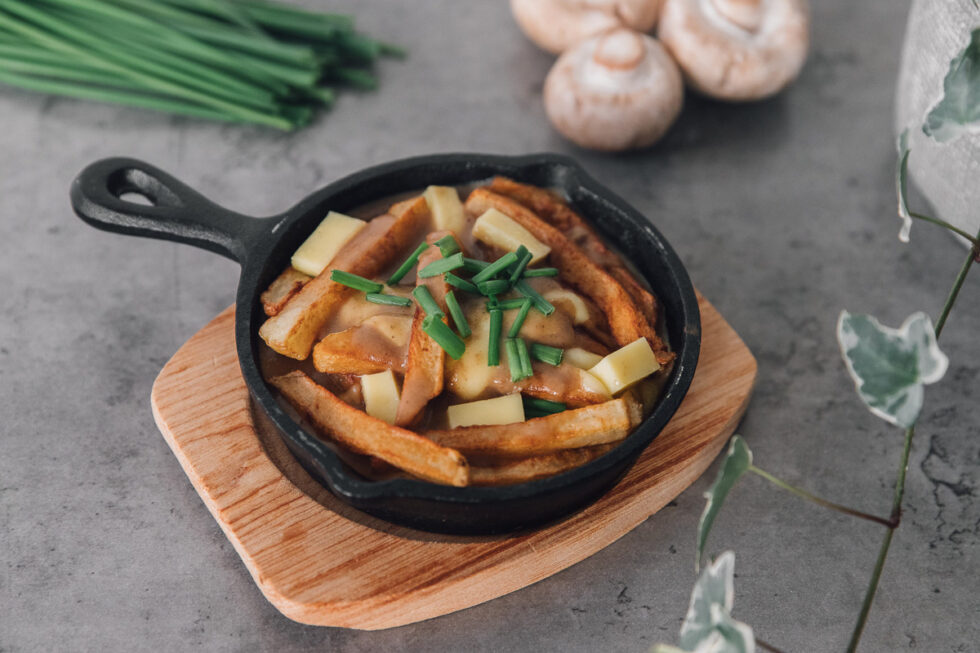 National Dish of Canada: Vegetarian Poutine Recipe - Polkadot Passport
